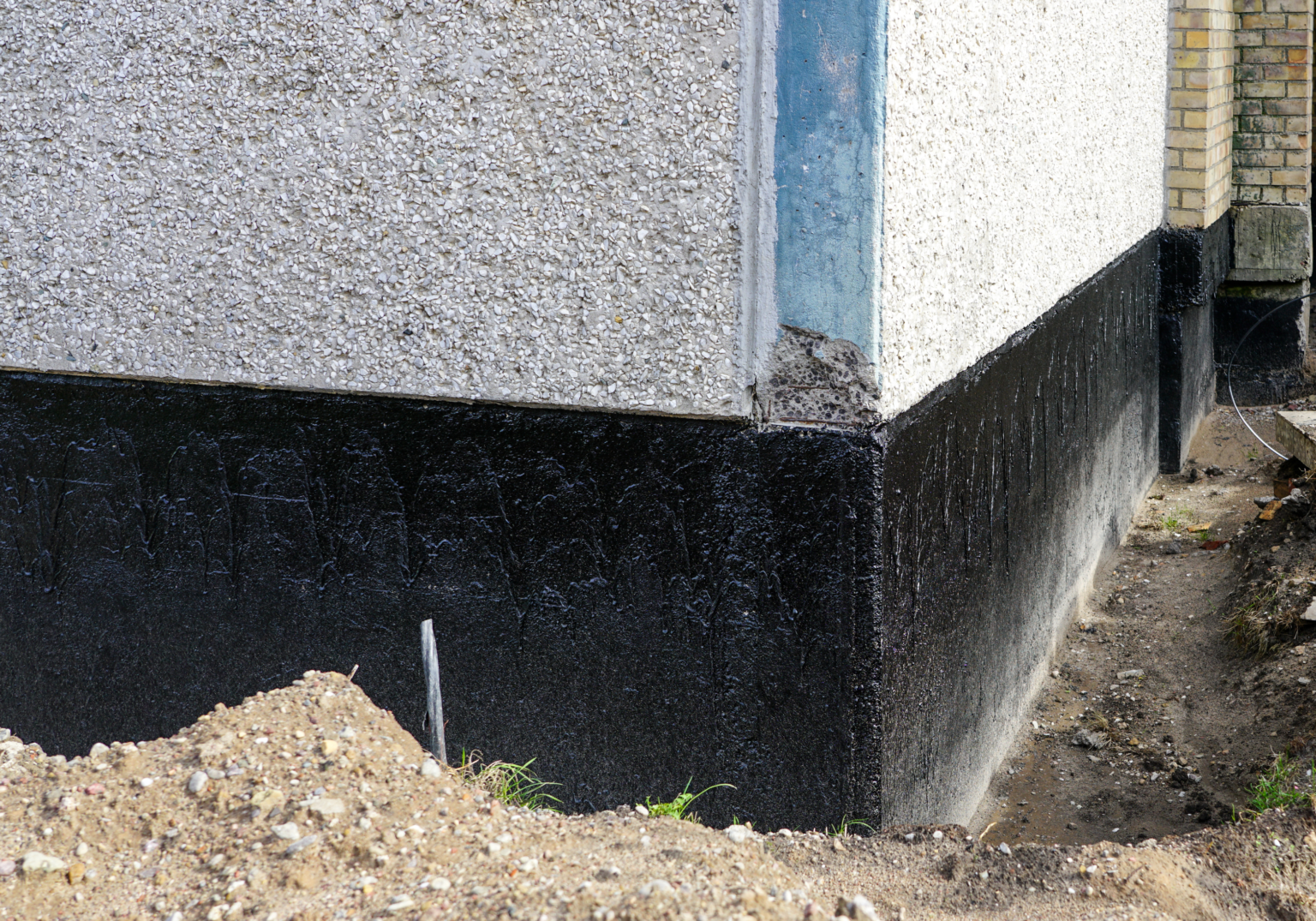R&R Plastering & Building Damp Proofing | Protect with R&R Plastering ...